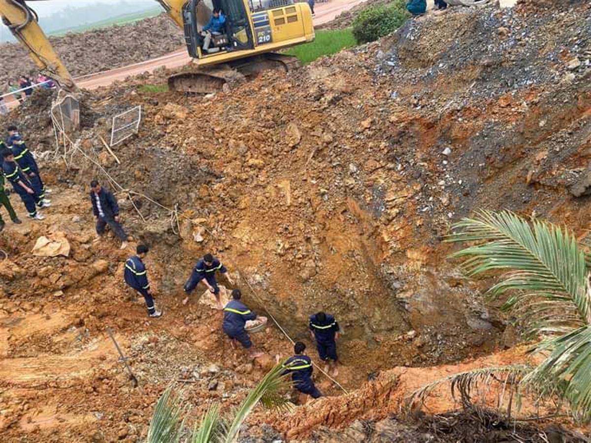 Bão Megan đổ bộ Australia với sức gió hủy diệt và triều cường... (18/03 ...